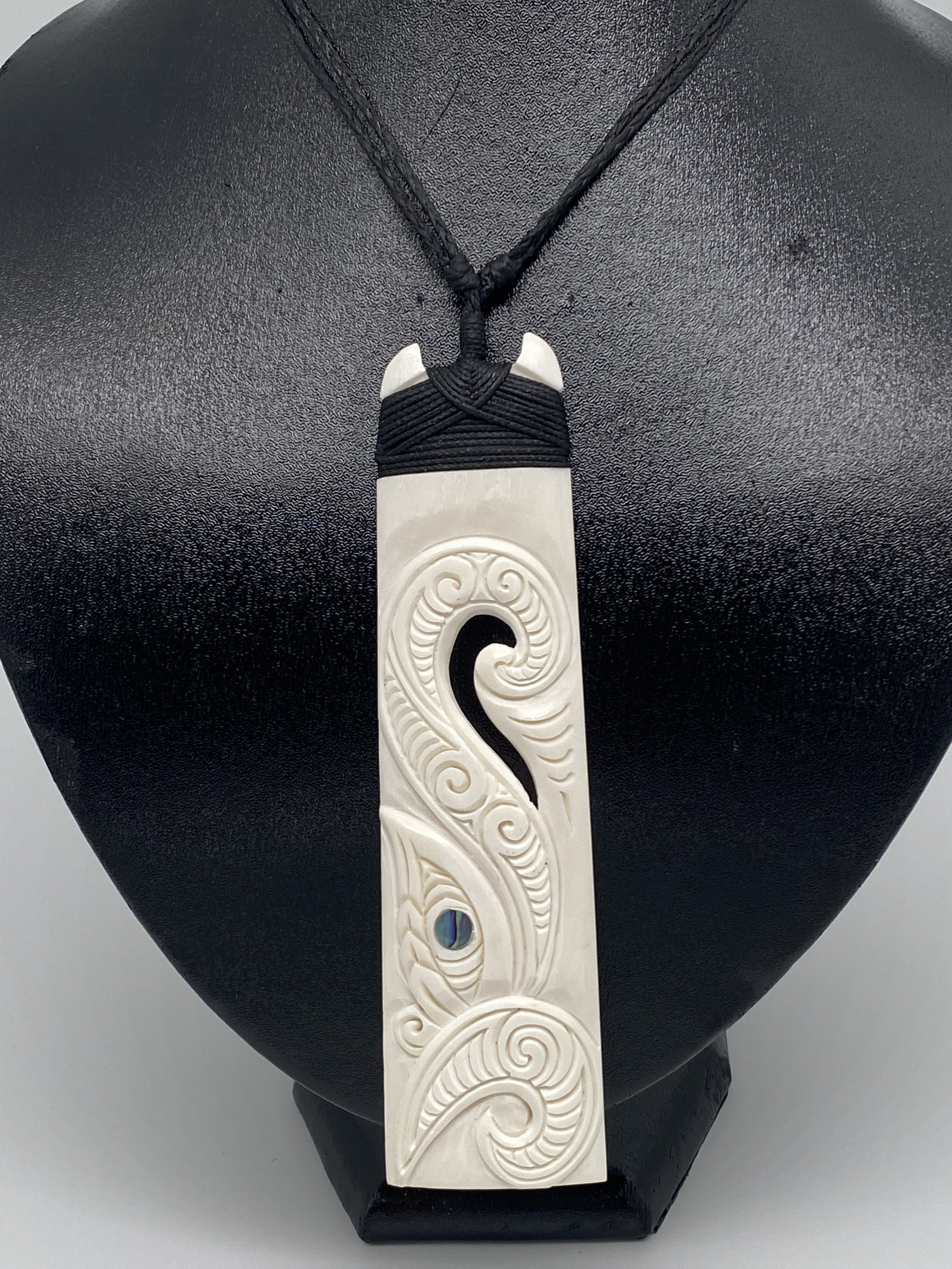 Authentic Māori Designs, Jewellery, and Gifts Shop