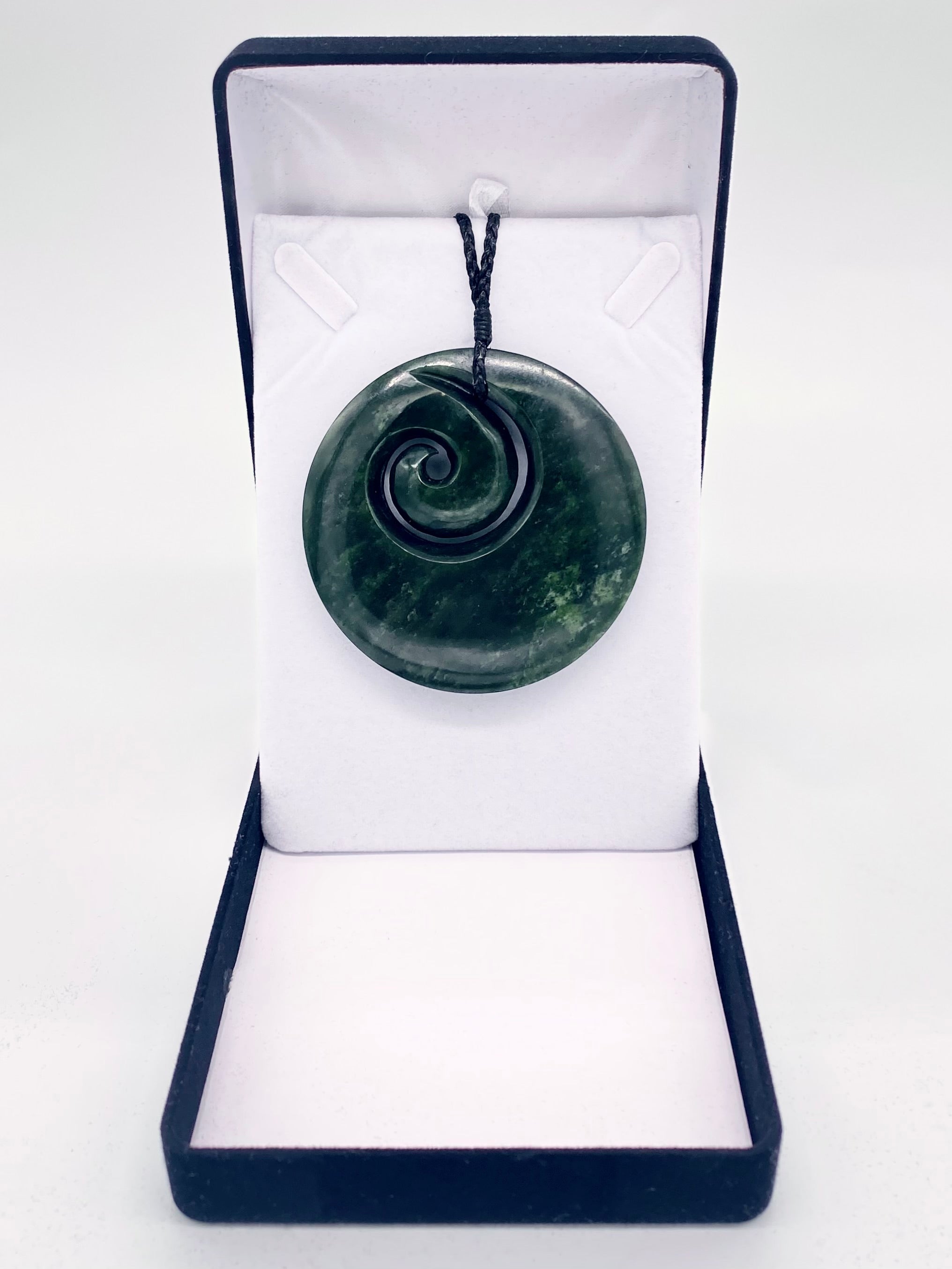 Koru Circle Pounamu Necklace – Māori by Design