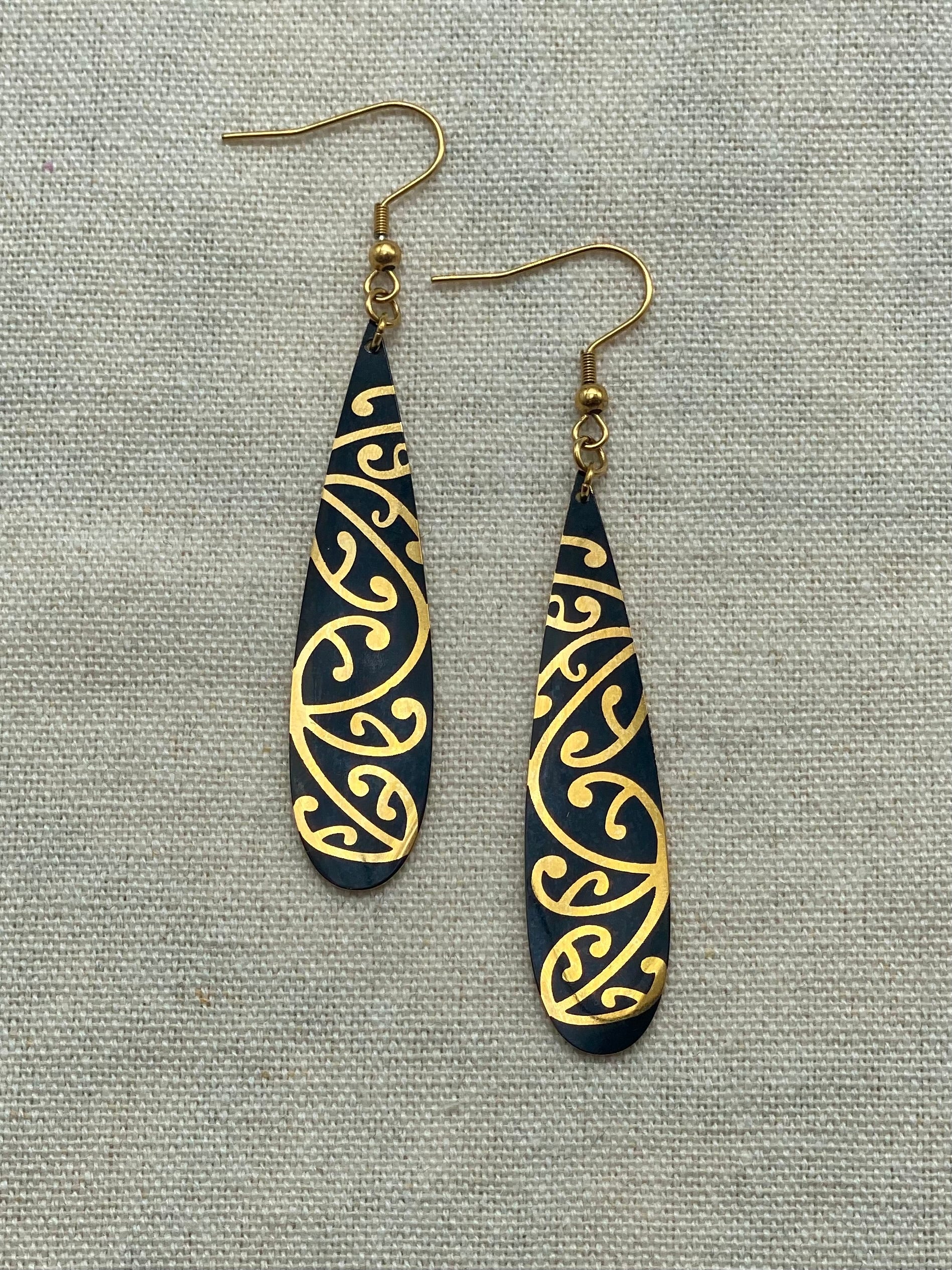 Metal Earrings – Māori by Design