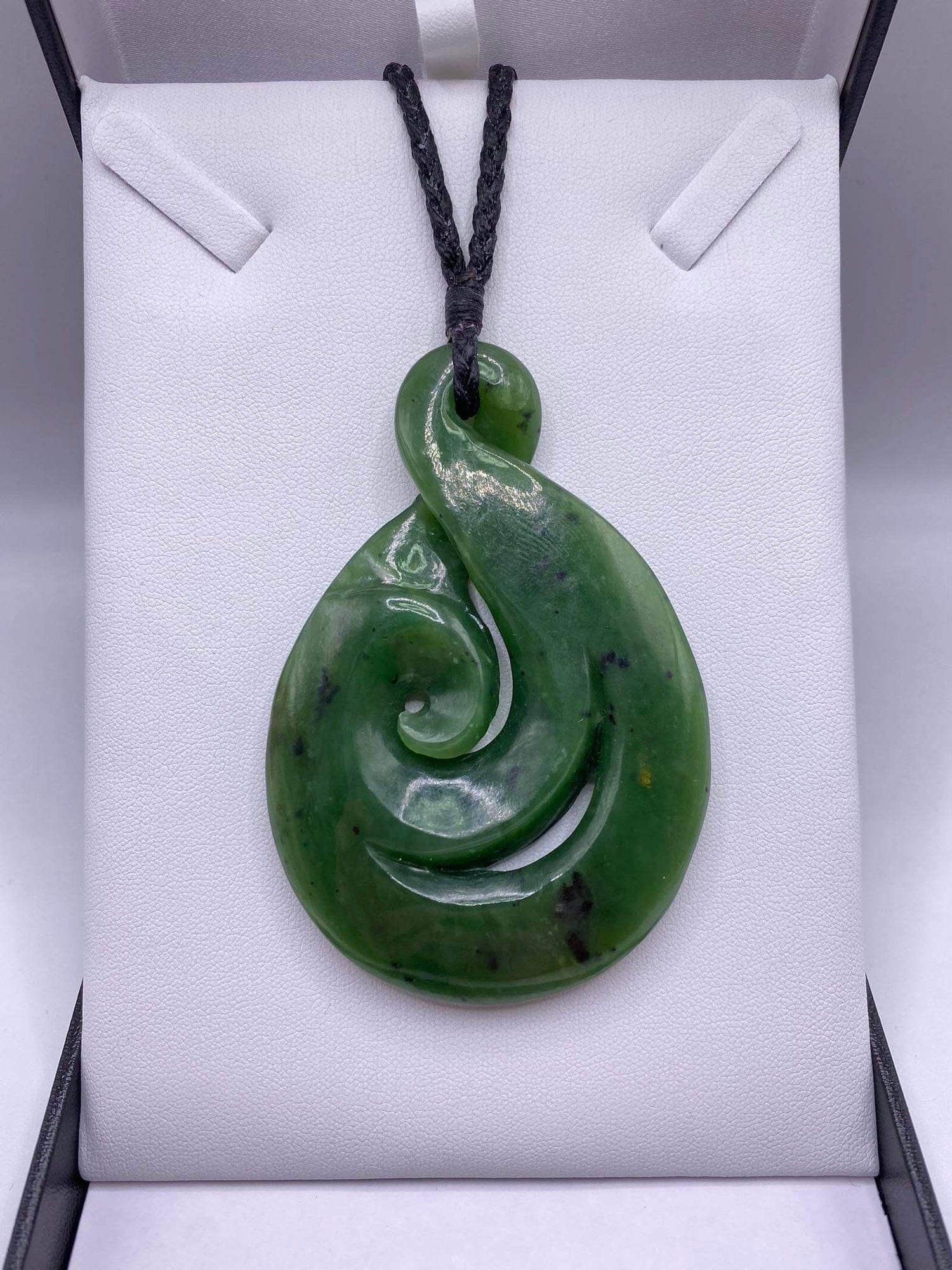 Double Twist Pounamu Necklace – Māori by Design