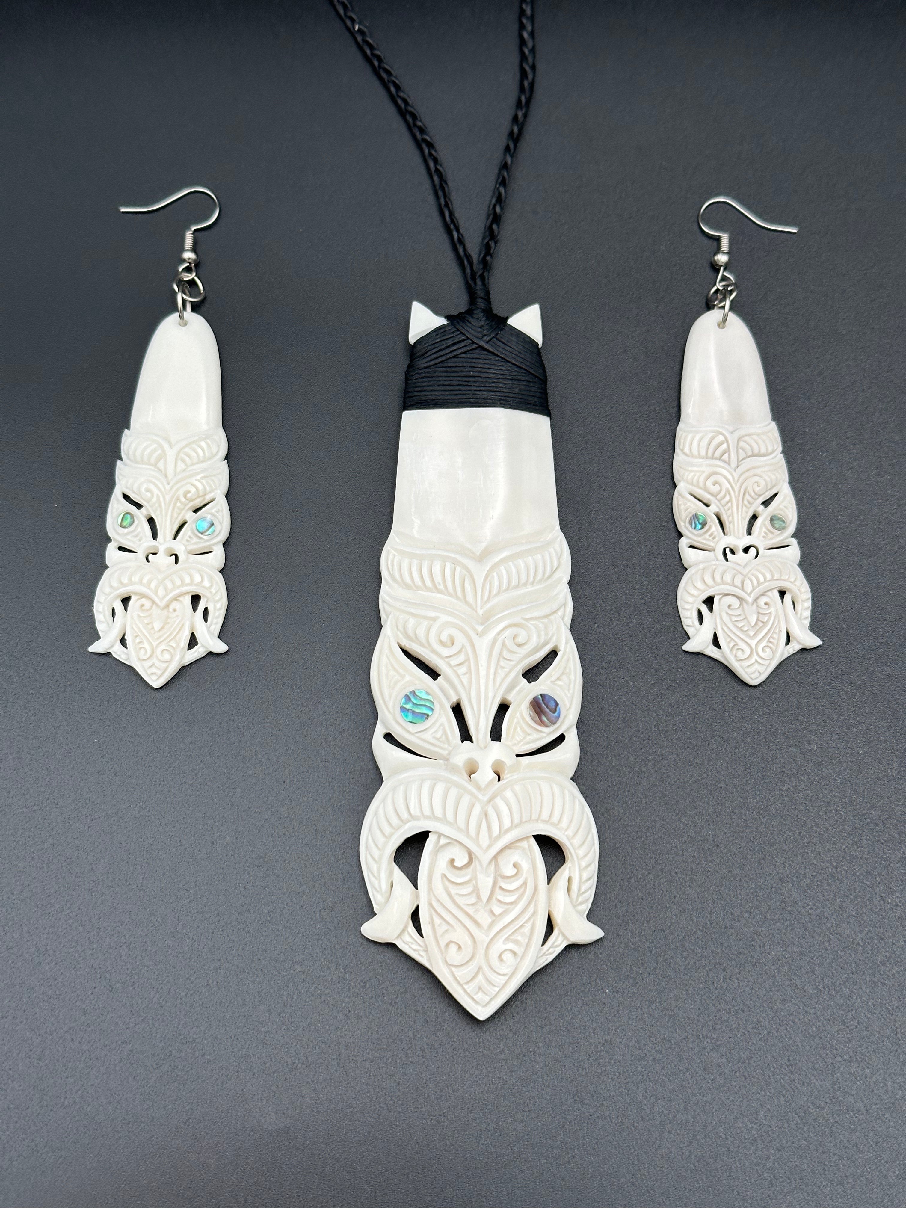 Bone Set (Necklace & Earrings) – Māori by Design